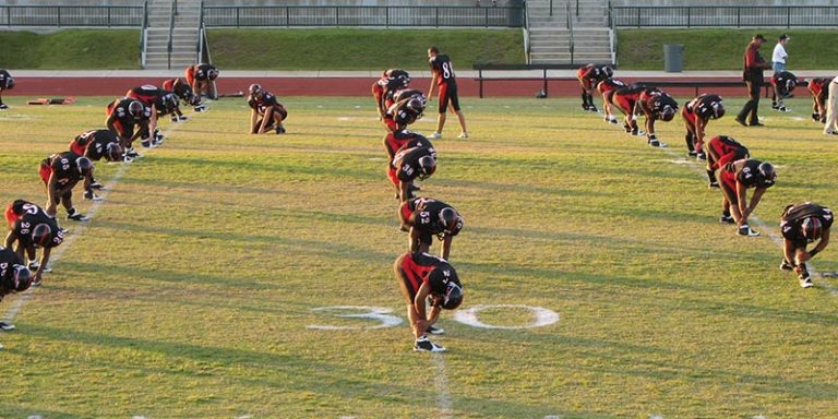 Stretching For Football Players | SIXSTAR